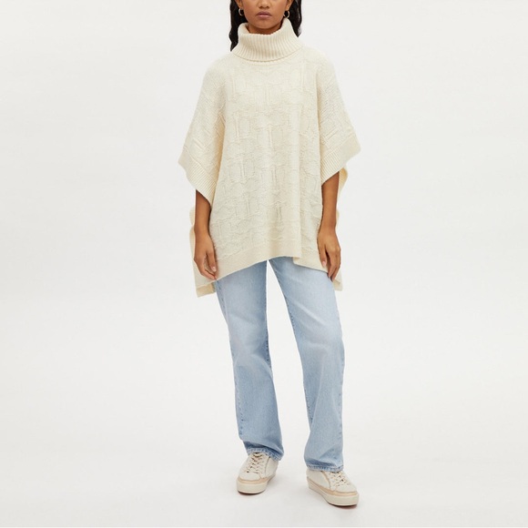 Coach | Sweaters | Nwt Coach Signature Rare Ivory Wool Blend Poncho ...